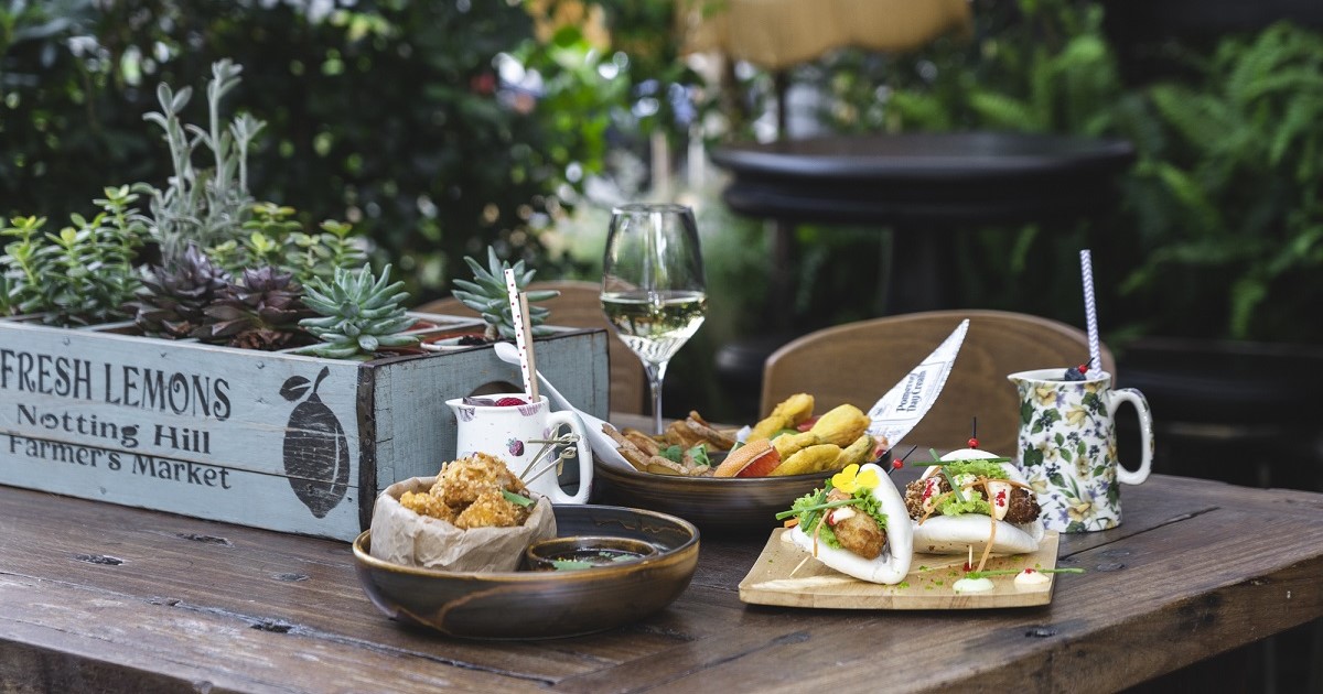 Charlie Dos, η νέα εξελιγμένη εκδοχή του αγαπημένου café της Γλυφάδας ...