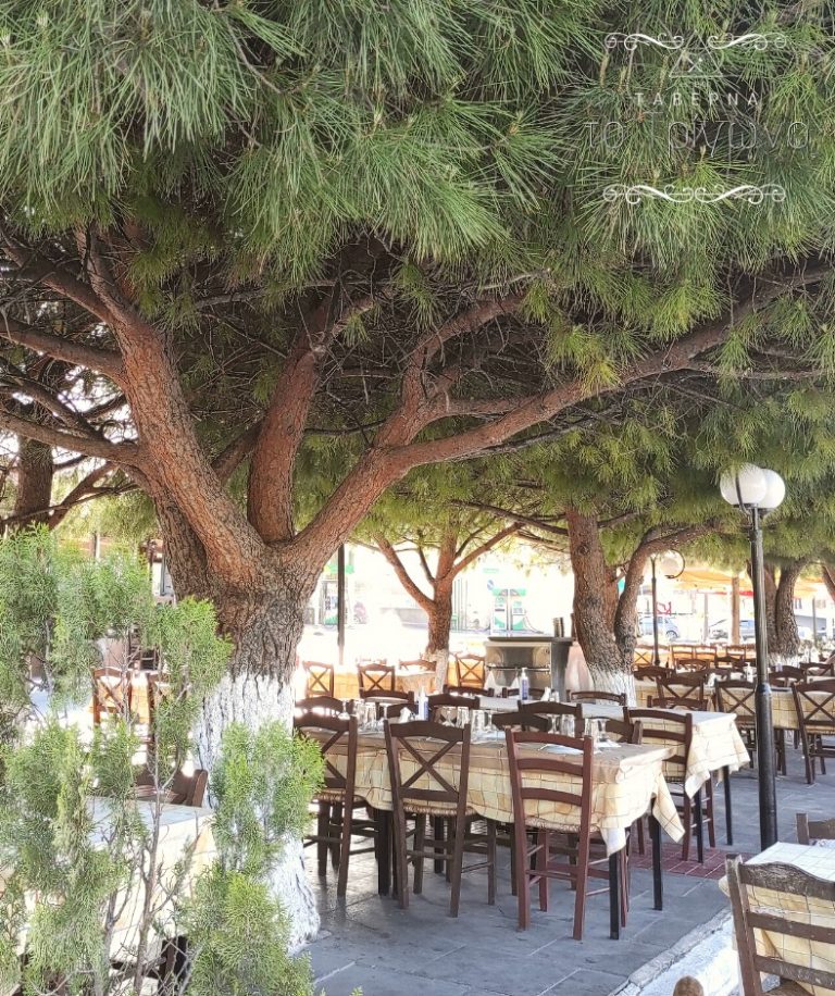 Το Τρίγωνο είναι η ταβέρνα που έκανε διάσημα τα Καλύβια - ΝΟΤΙΑ ...