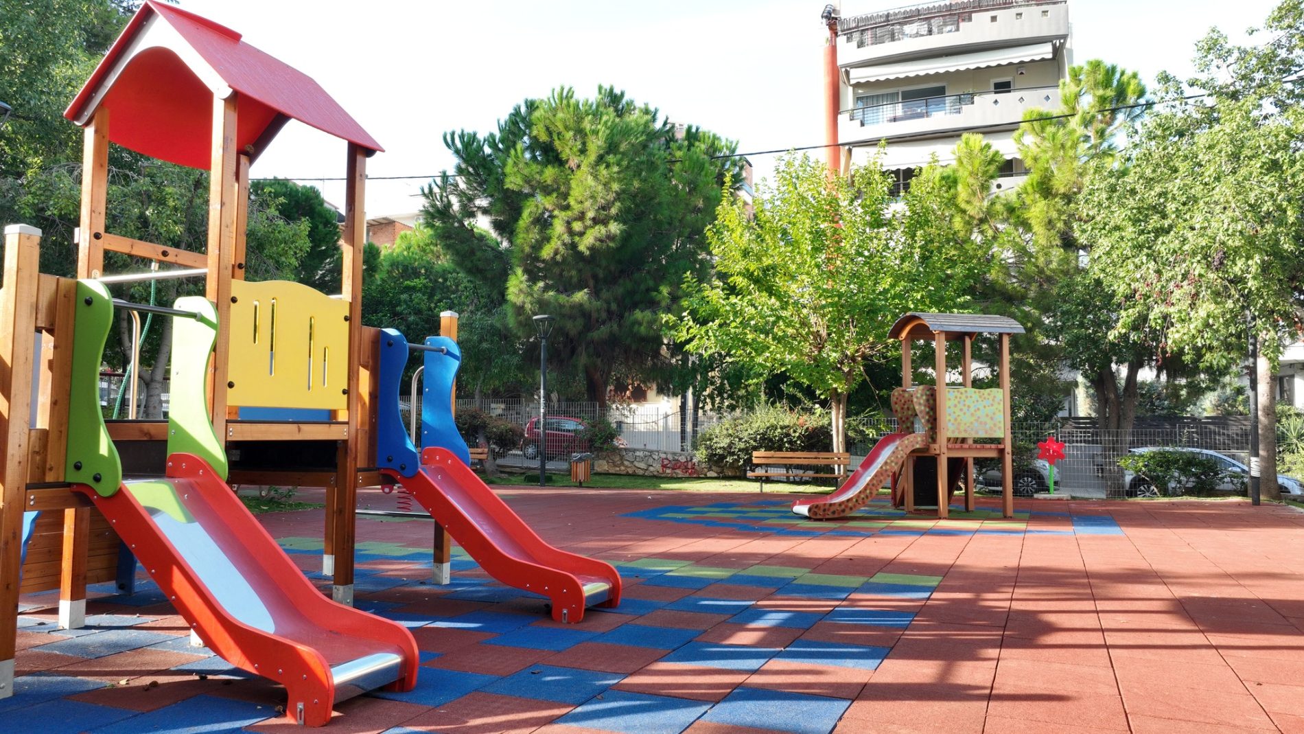 Δήμος Παλαιού Φαλήρου: Σε εξέλιξη ανακατασκευές σε παιδικές χαρές ...