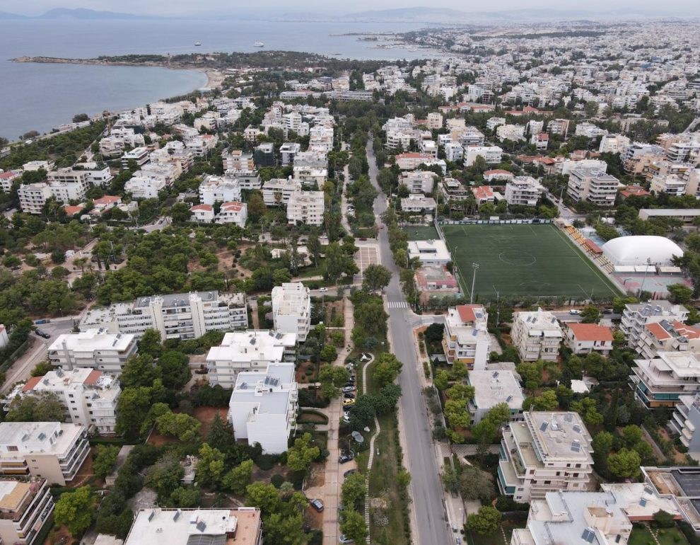 ARIAN: Το θερινό σινεμά της Γλυφάδας έχει συνδέσει το όνομά του με ...