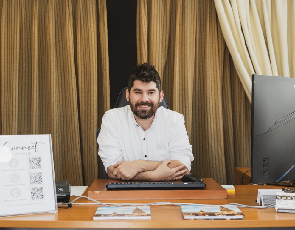 NouPou.gr: Το site που αγαπάει τα νότια προάστια