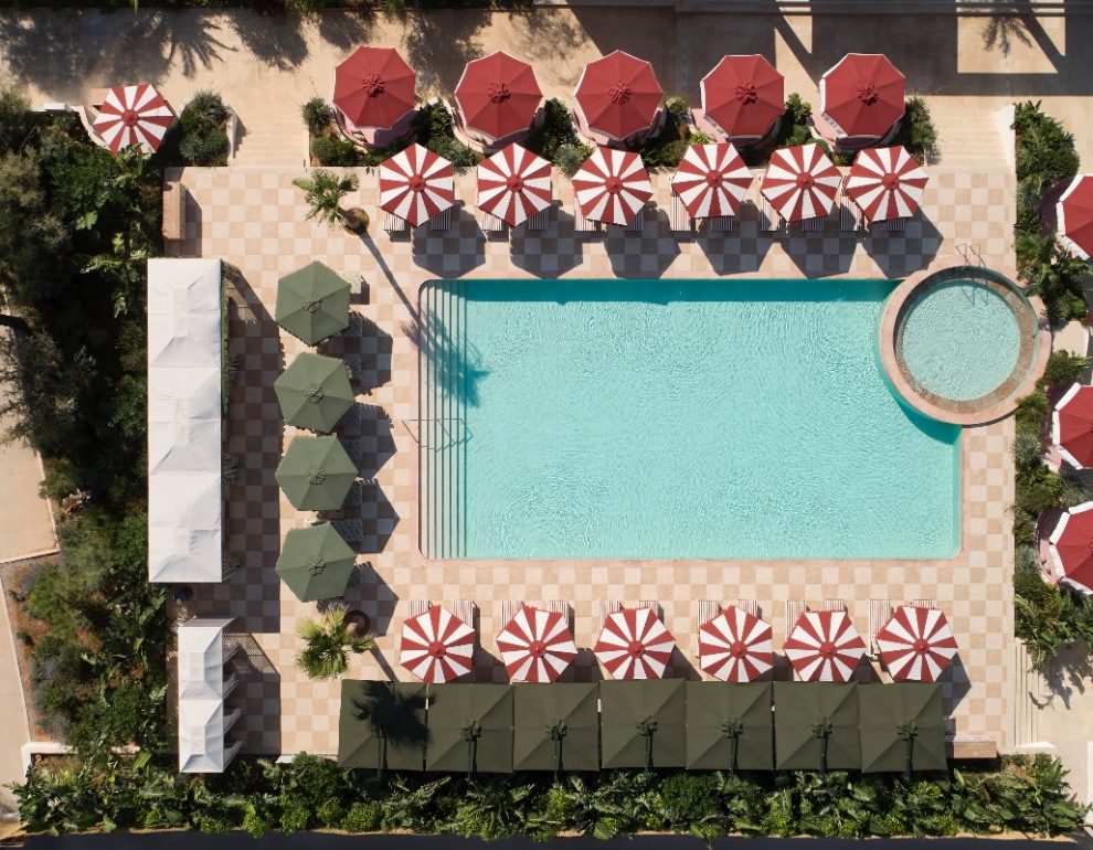 Delta Restaurant: The iconic restaurant at the SNFCC with two Michelin ...