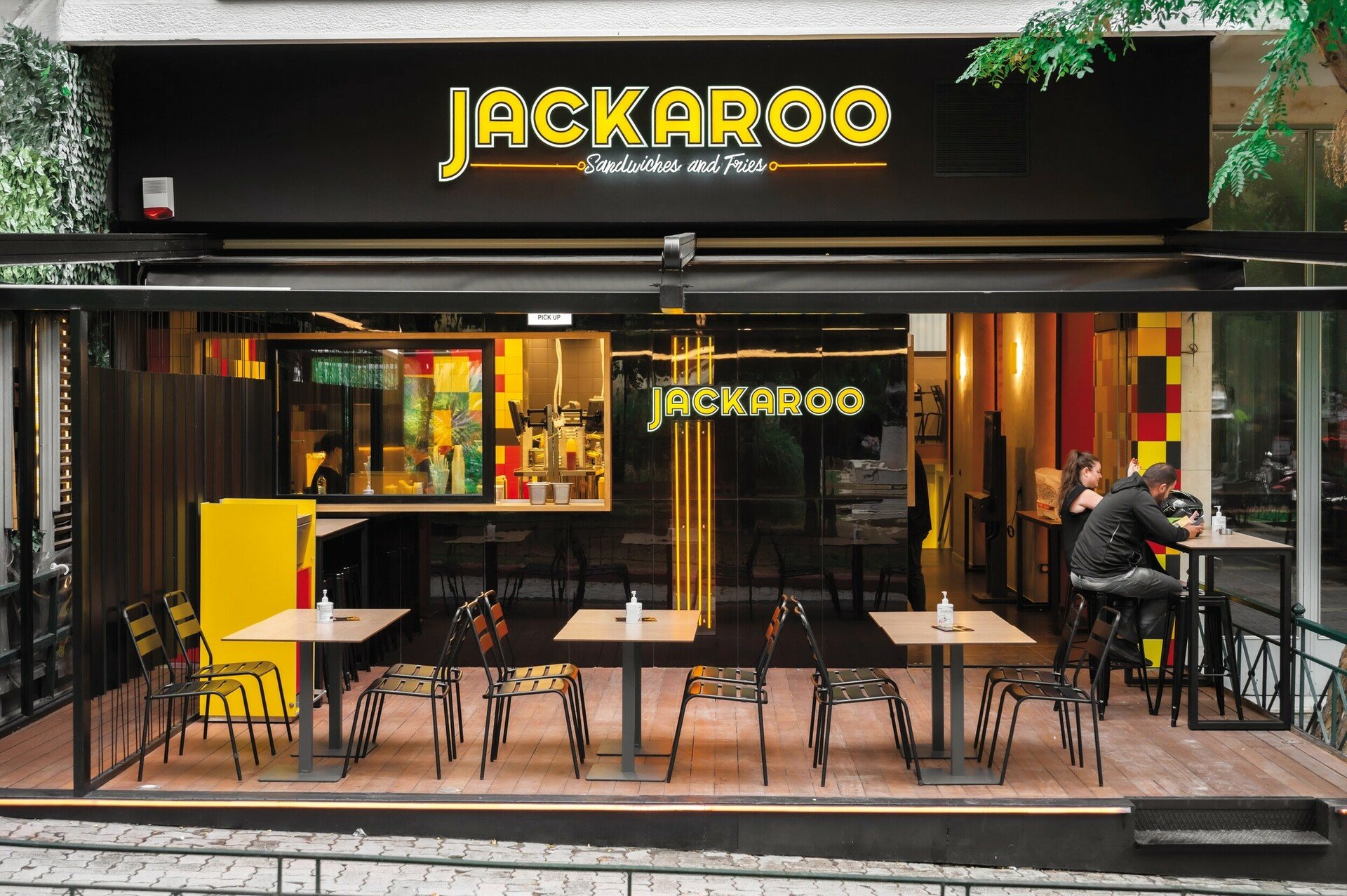 Γλυφάδα: Η La Pasteria κλείνει, έρχεται στη θέση της το Jackaroo ...