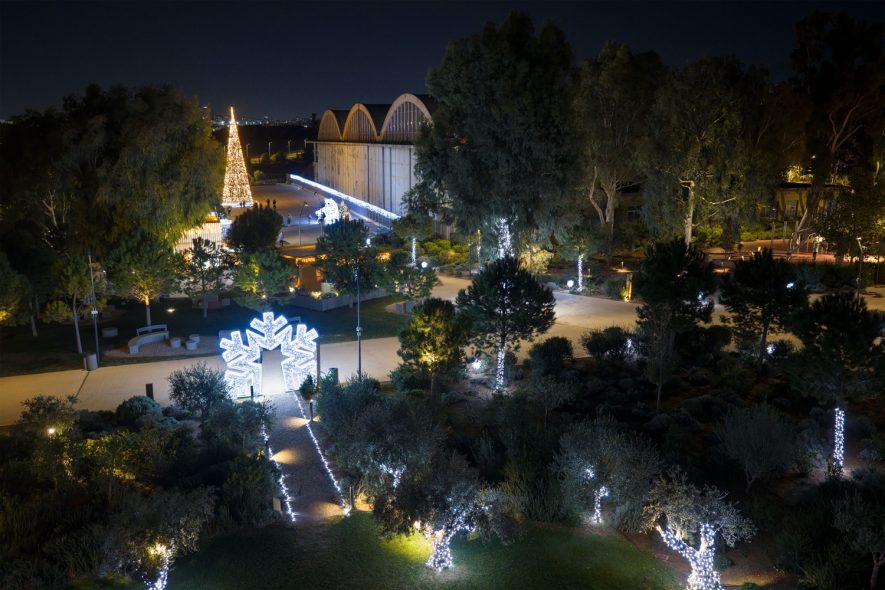 Χριστούγεννα στο The Ellinikon Experience Park: Το North Pole Express ...