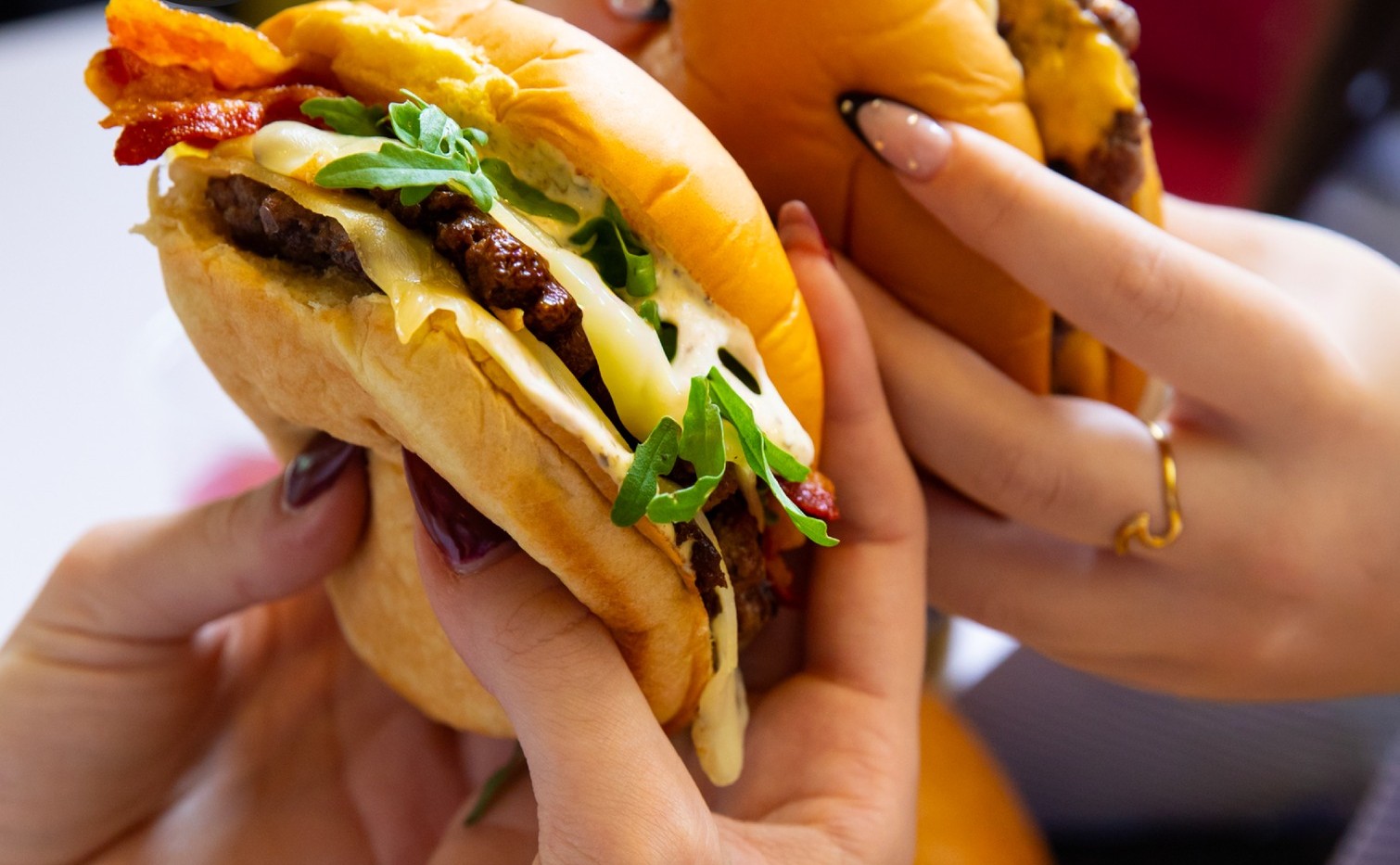 Smash Tag: Η νέα άφιξη για burger στη Γλυφάδα - ΝΟΤΙΑ ΠΡΟΑΣΤΙΑ - www ...